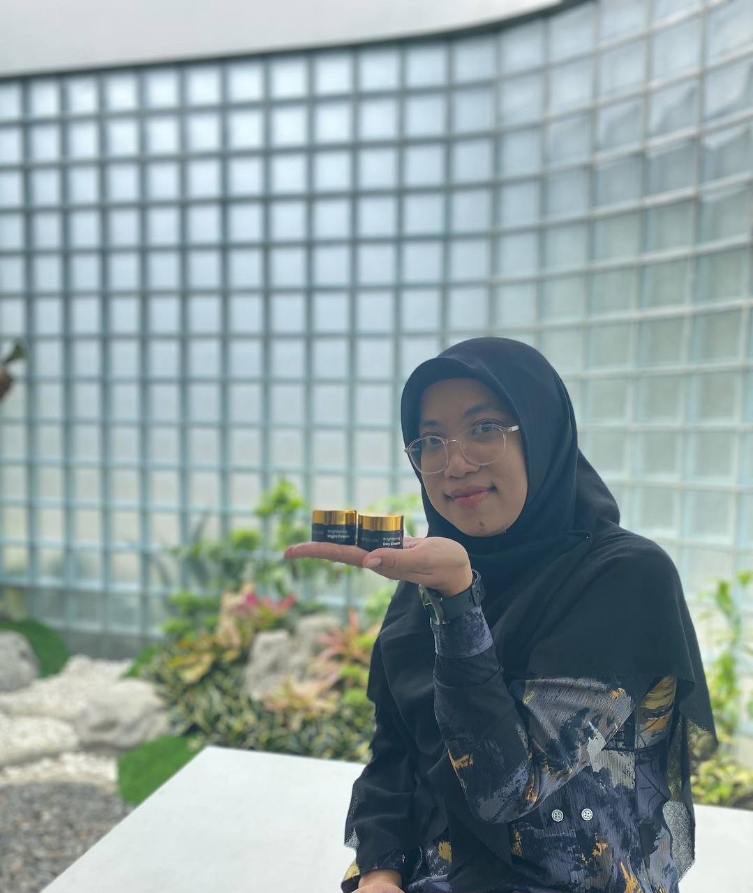 √ Diza Glow Review, Skincare Lokal Bikin Cantikmu Kian Terpancar